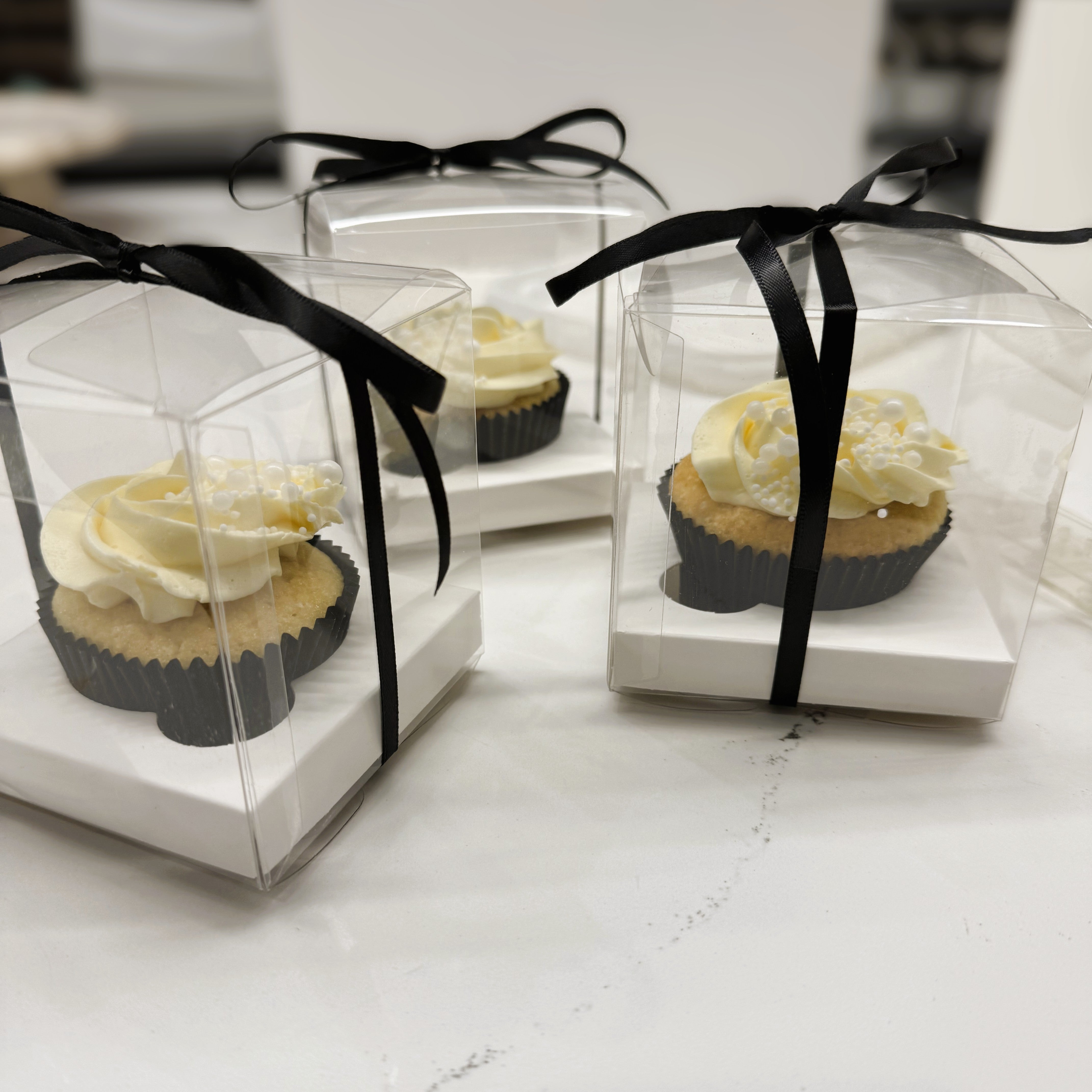 Bonbonniere, Single boxed cupcake for celebrations - minimum 12